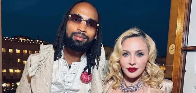 Мадонна в 67 лет тайно обручилась с 29-летним бывшим футболистом — EADaily, 5 ноября 2025 ...