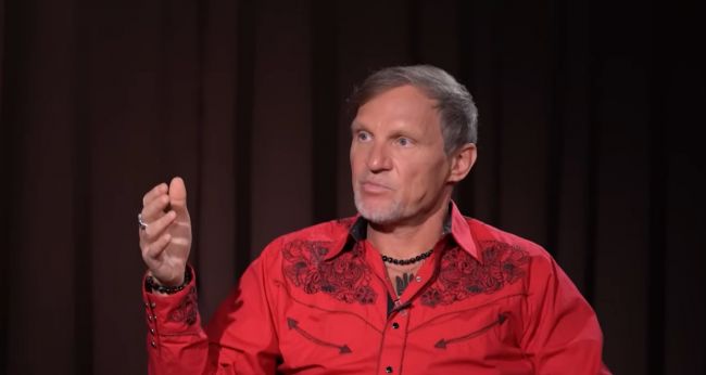 Украинский рокер объяснил свой призыв к военному перевороту в Киеве — EADaily, 31 октября 2025 ...